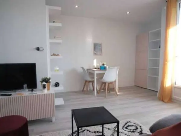 Location appartement meublé T4 72m² à Rezé - 13 Allée Paul Éluard ...